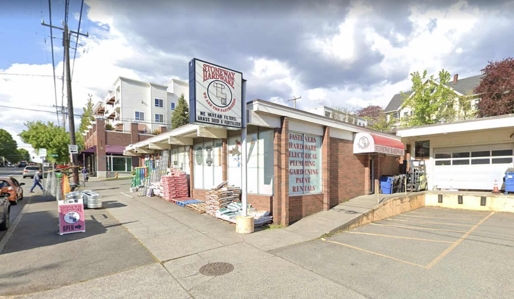 Wallingford Stoneway Hardware closing after 34 years - My Ballard