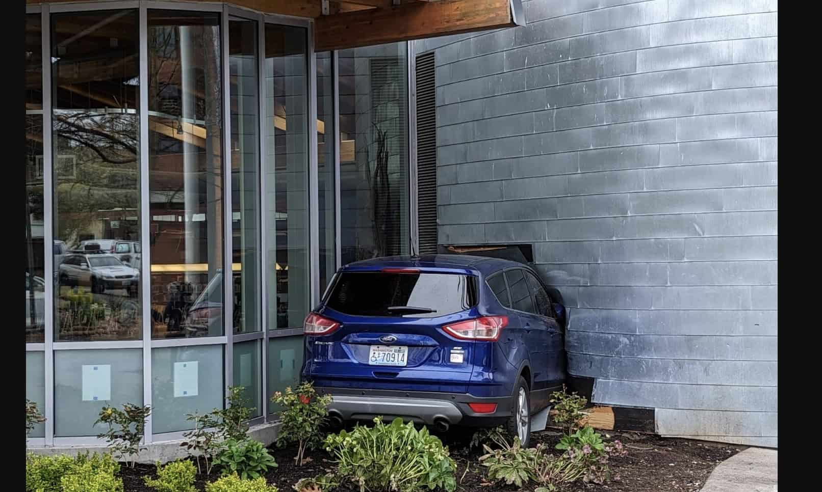Car runs into the side of the Ballard Library - My Ballard